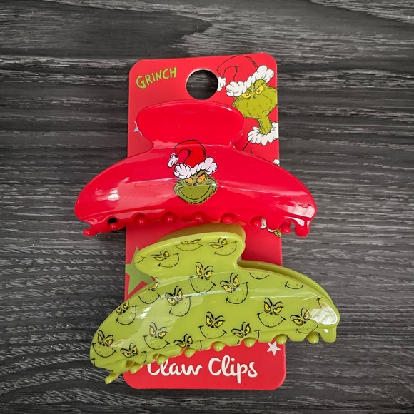 Disney | Hair | Nwt Grinch Hair Claw Clips And Grinch Hair Brush | Poshmark